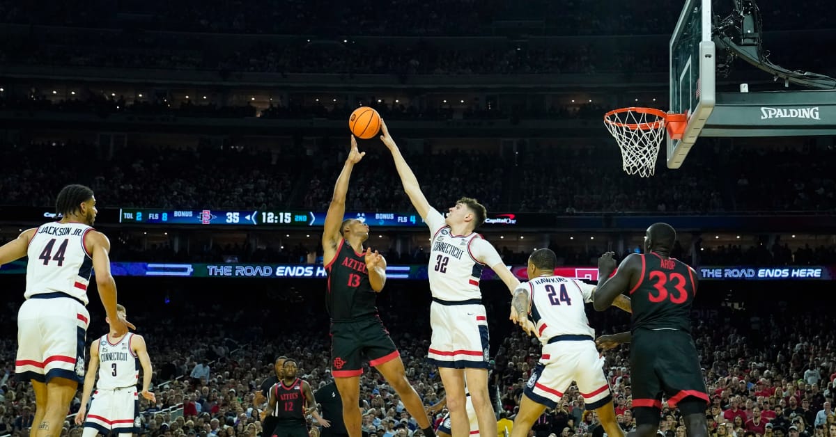 UConn vs San Diego State Prediction, Game Preview: NCAA Tournament Sweet 16 - College Football ...