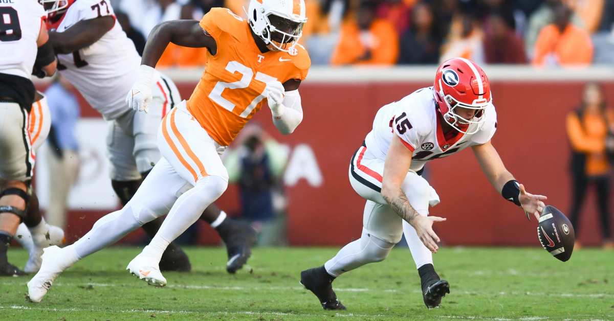 Top 25 Edge Rushers, Defensive Ends Ranked: 2024 College Football News ...