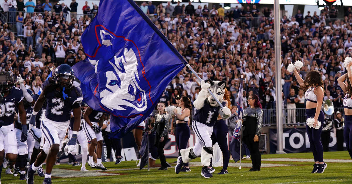 UConn vs Georgia State Prediction Game Preview - College Football News ...