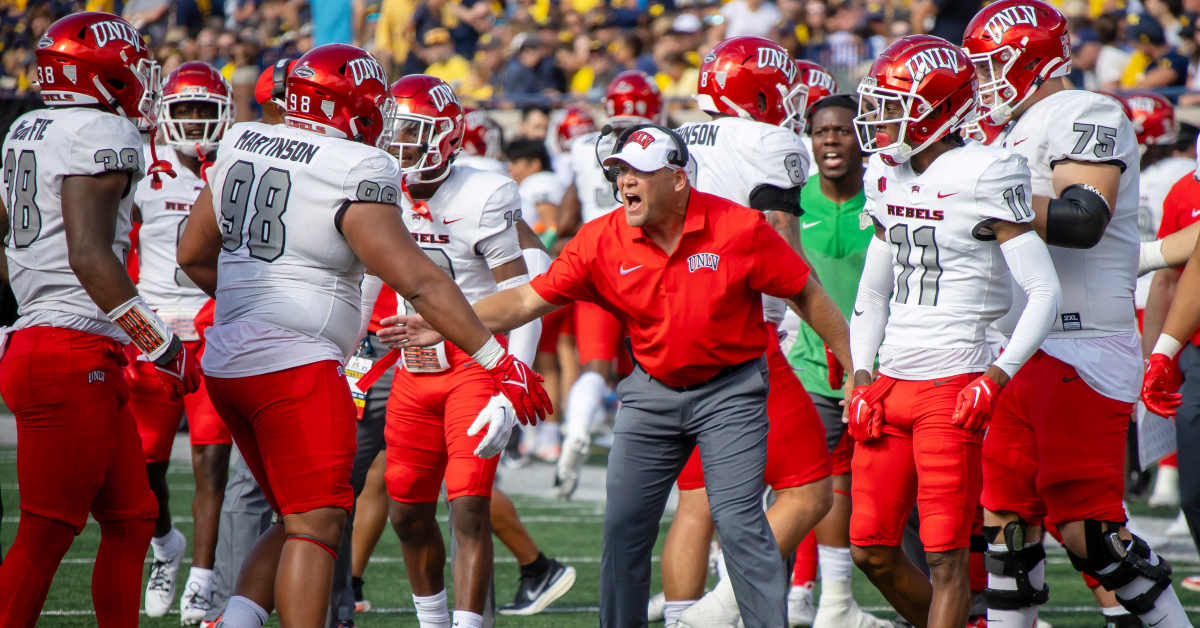 Guaranteed Rate Bowl: Kansas vs UNLV Experts Picks, Predictions ...
