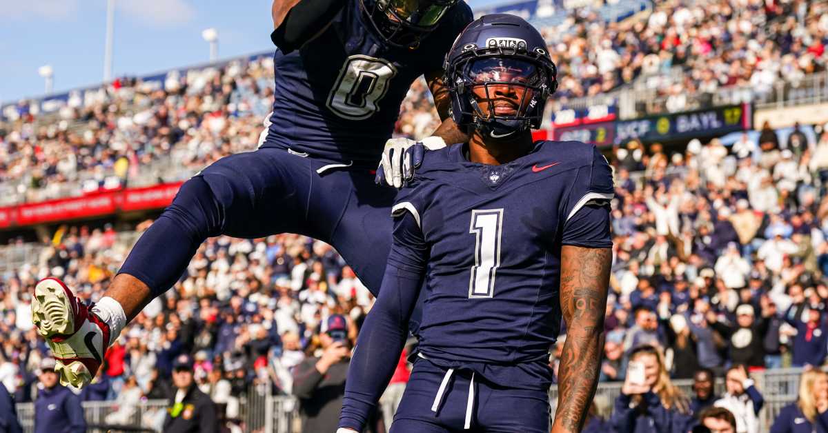 Duke vs UConn Prediction and Preview: College Football 2025 - College ...