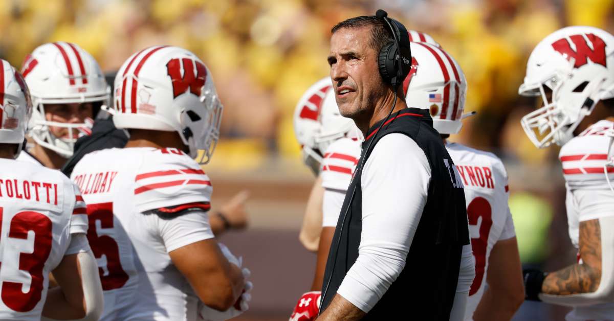 Iowa vs Wisconsin Prediction, Preview, and Betting Lines: College Football 2025 - College ...