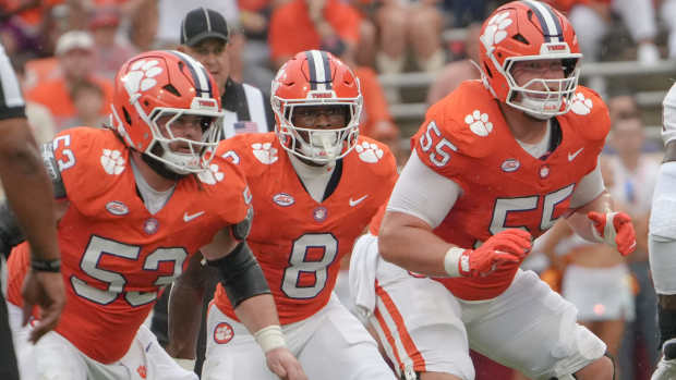 College Football Week 14 Expert Picks for the 16 Biggest Games ...