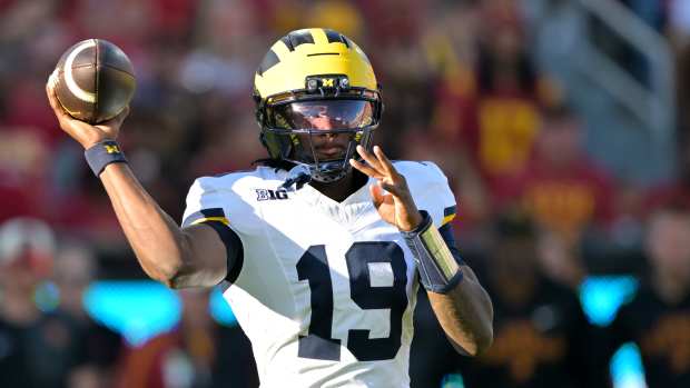 Washington vs Michigan Prediction: Winner Stays Deep in CFP Hunt ...
