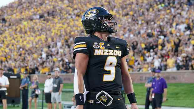 Kansas vs Missouri Prediction. Game Preview, Betting Lines: College ...