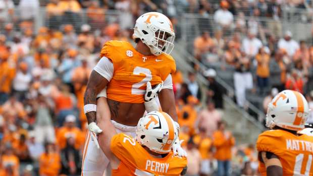 Georgia vs Tennessee Prediction, Game Preview, and Betting Lines ...