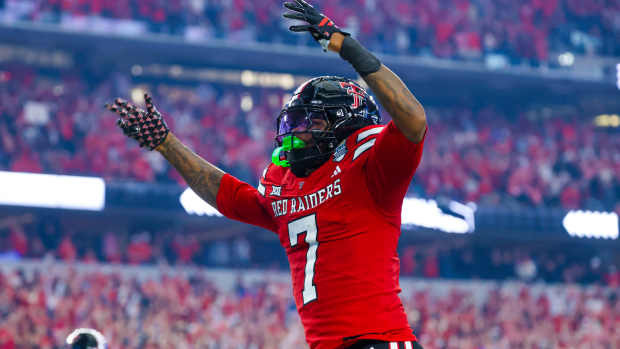 College Football Championship Schedule, Predictions & Scoreboard ...