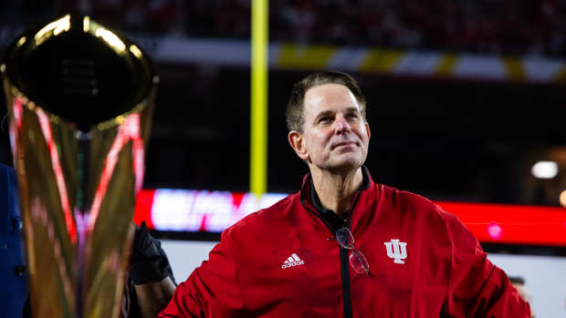 10 Schools That Won College Football and NCAA Tournament Titles ...