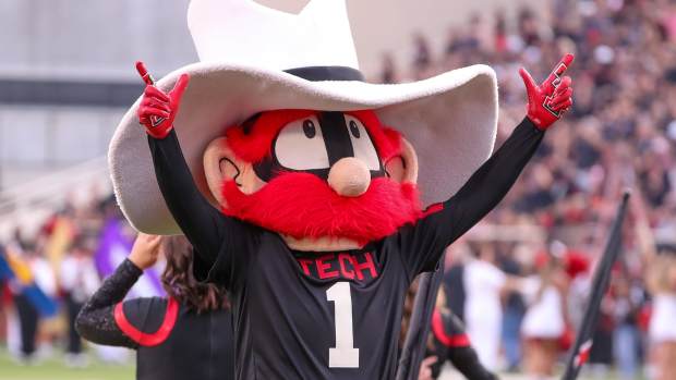 College Football Playoff Projections Week 8: SEC or Big Ten? - College ...