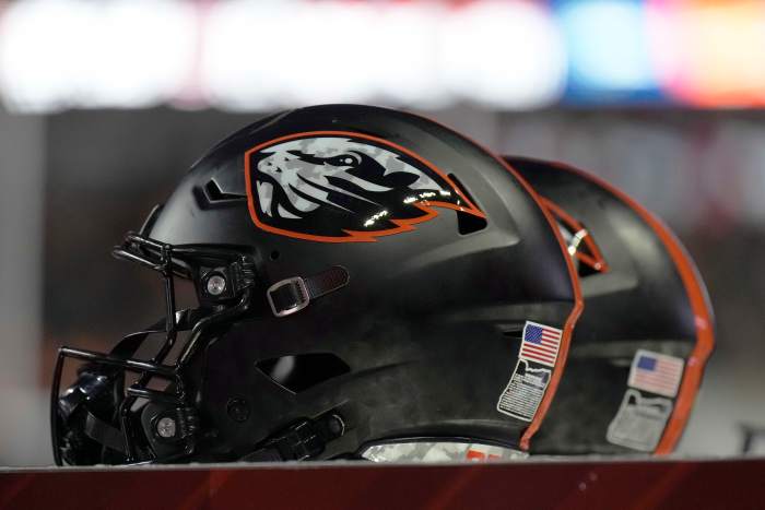 Oregon State Football Schedule 2025 - College Football News | College ...