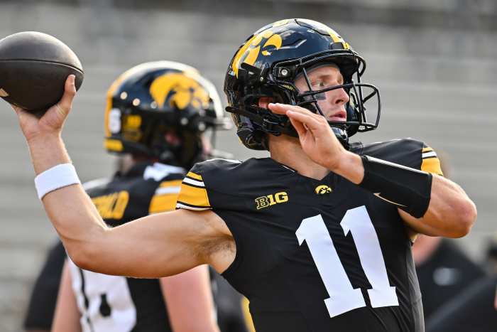 Iowa vs Iowa State Prediction, Game Preview & Betting Lines, College ...