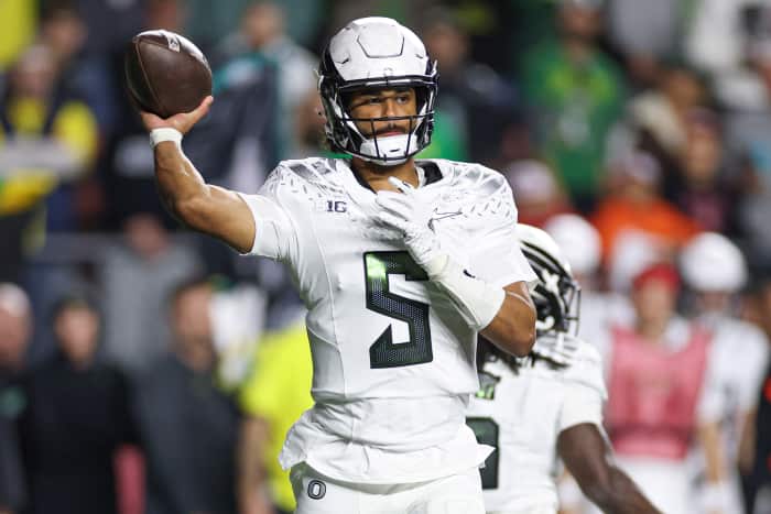 Wisconsin vs Oregon Prediction and Preview: College Football 2025 ...