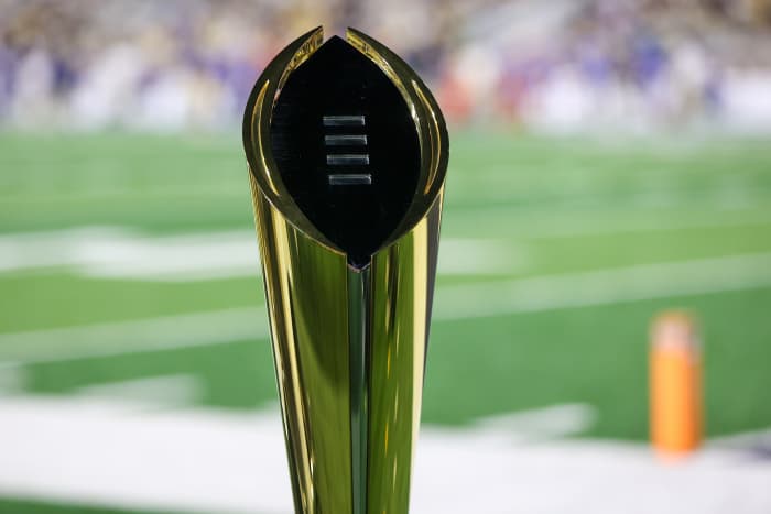 2025-2026 Bowl & CFP Schedule, Predictions, Previews & Scoreboard ...