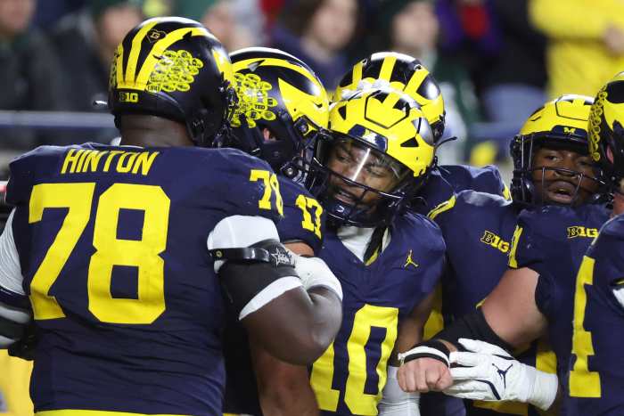 Oregon vs Michigan Prediction, Game Preview, and Betting Lines ...