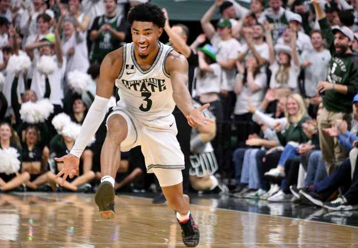 Coaches Poll College Basketball Week 5: UConn Out, Michigan Teams In ...