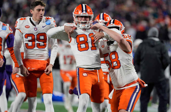 AP Top 25 Poll Final Rankings: 2024 Regular Season - College Football ...