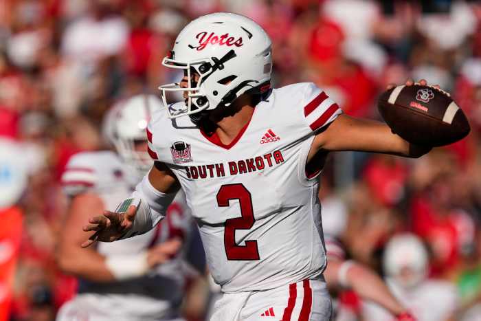 South Dakota vs Montana State Prediction, FCS Semifinals Game Preview ...