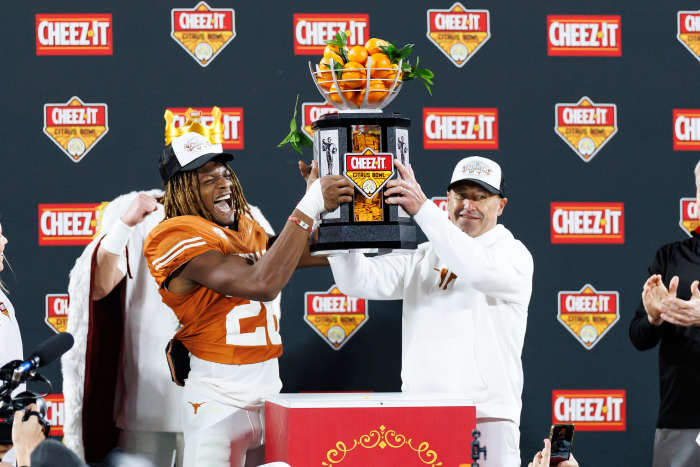 Arch Manning Powers Texas Past Michigan in Cheez-It Citrus Bowl ...