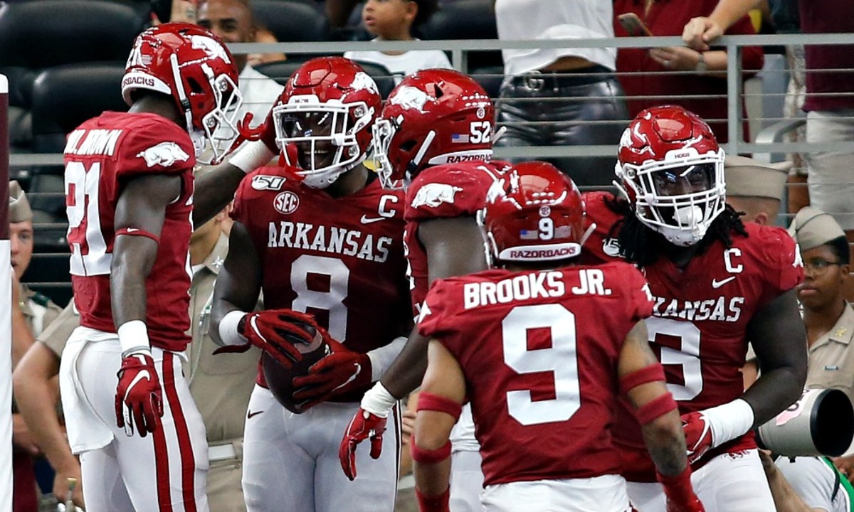 Kentucky vs. Arkansas Fearless Prediction, Game Preview - College Football News | College ...