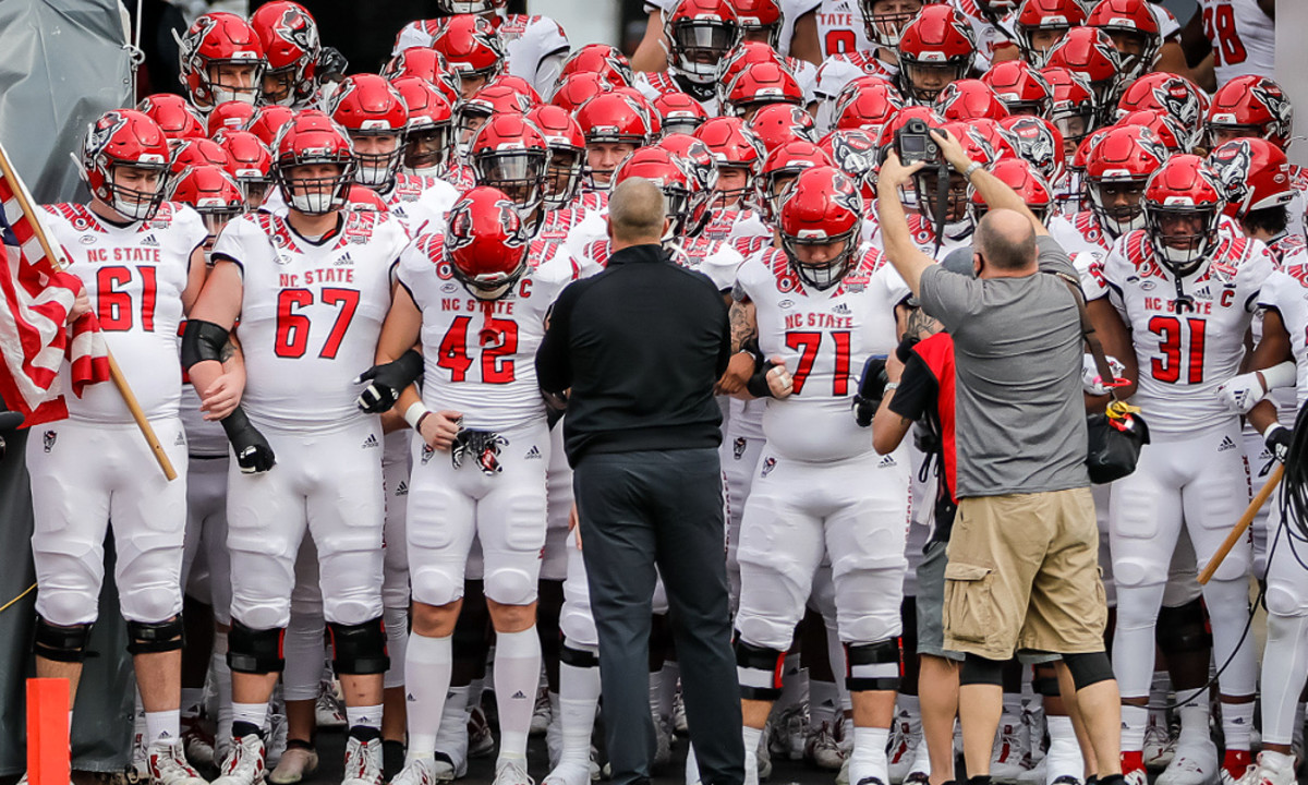 NC State vs UConn Prediction, Game Preview - College Football News | College Football ...