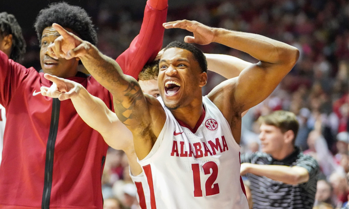 AP Poll Top 25 College Basketball Rankings Week 15 - College Football News | College Football ...