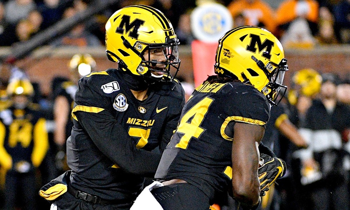 Missouri vs. Arkansas Fearless Prediction, Game Preview - College Football News | College ...