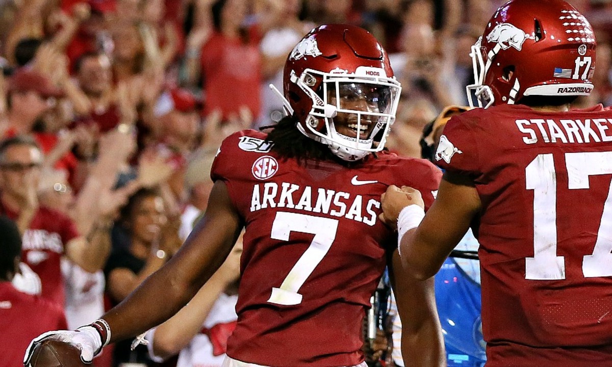 Arkansas vs. WKU Fearless Prediction, Game Preview - College Football News | College Football ...