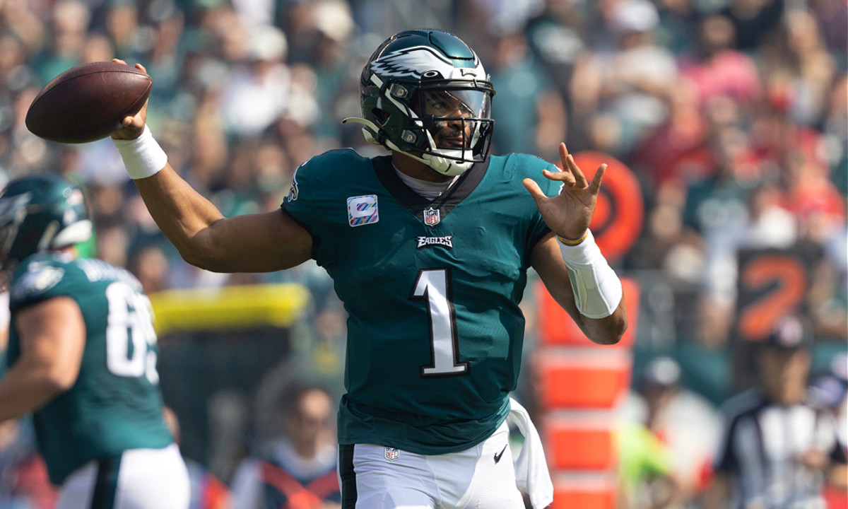 New Orleans at Philadelphia Prediction, Game Preview - College Football ...