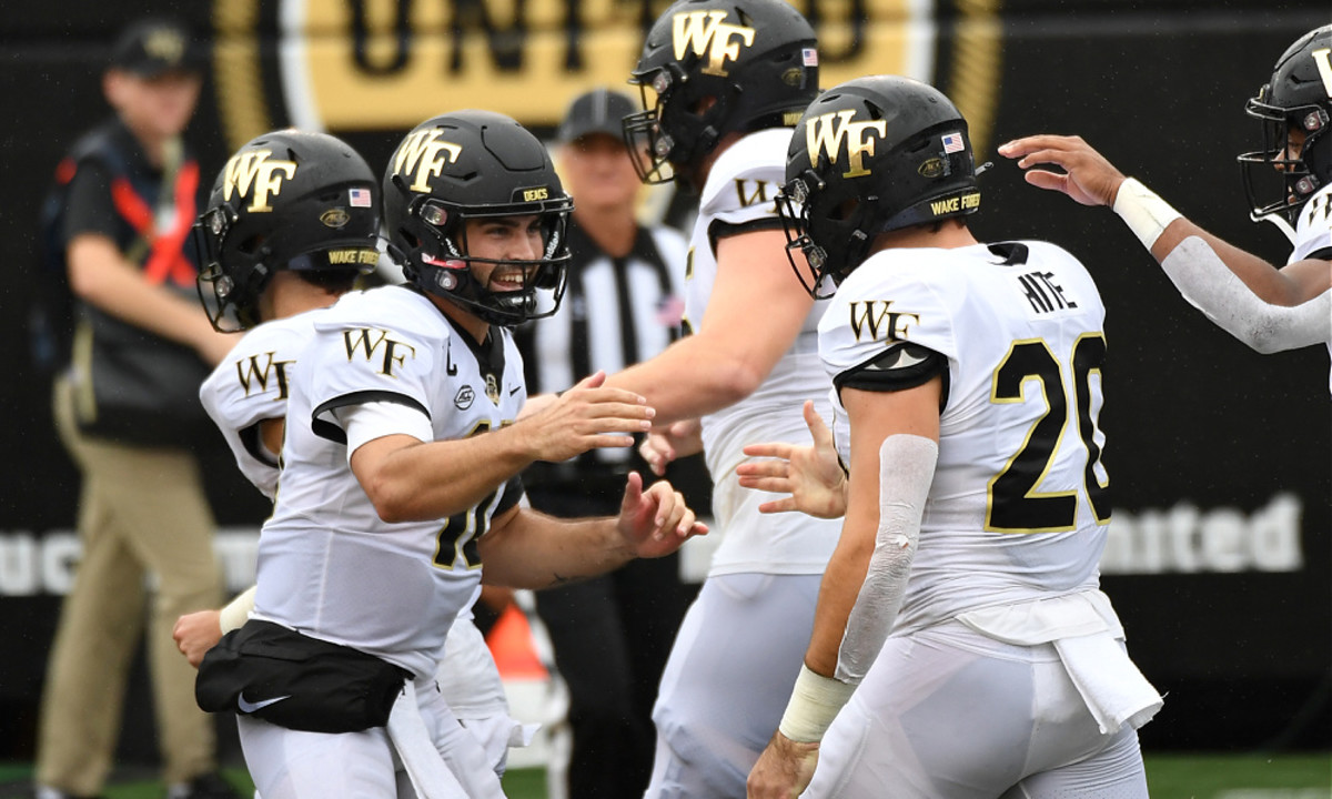 Wake Forest vs Liberty Prediction, Game Preview - College Football News ...