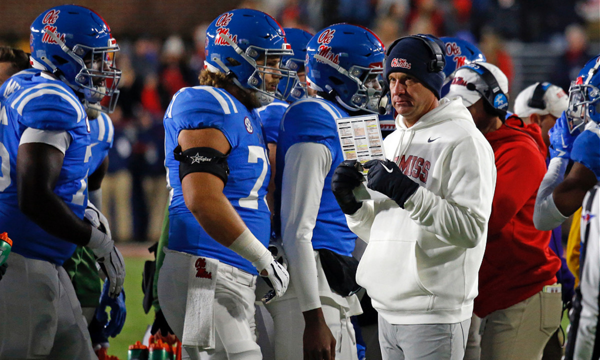 Ole Miss vs Arkansas Prediction Game Preview - College Football News | College Football ...