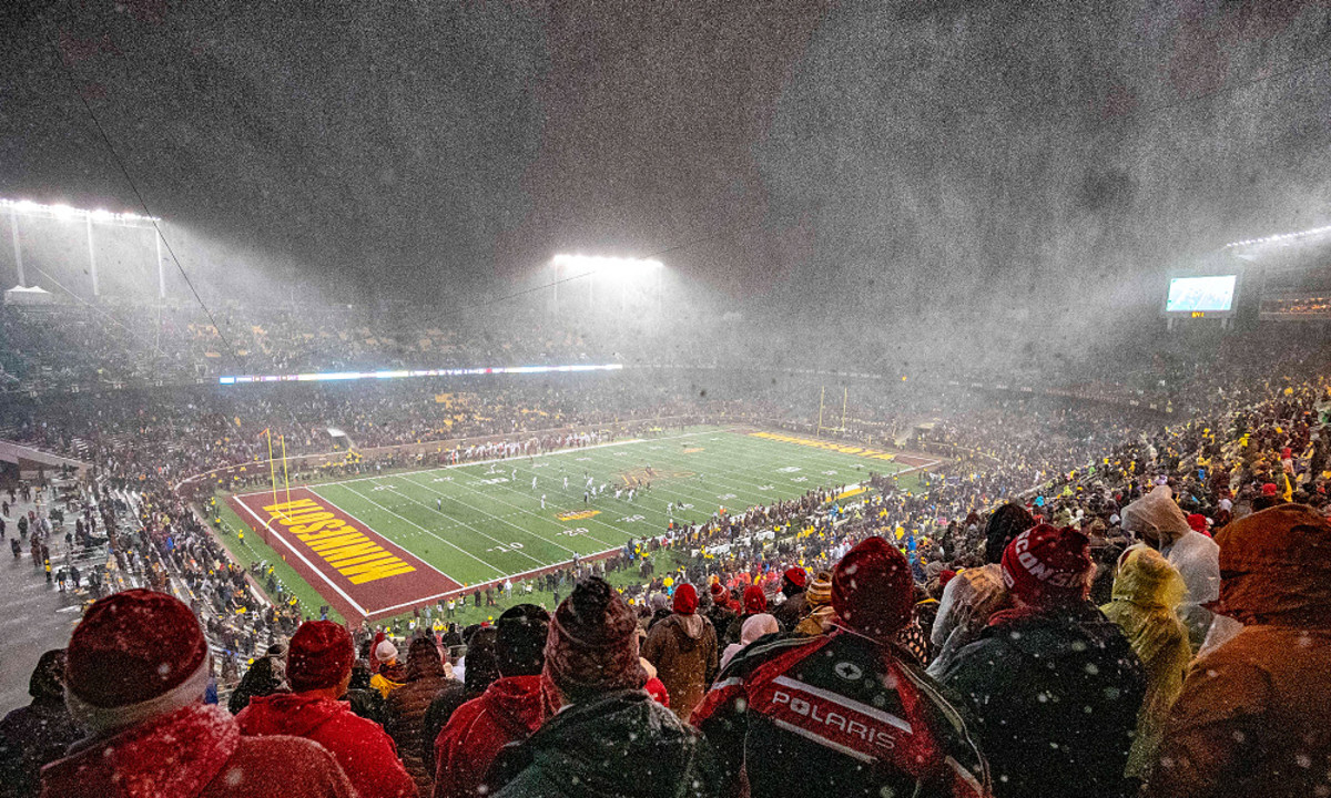 College Football Key Questions: Can A Spring Football Season Happen ...