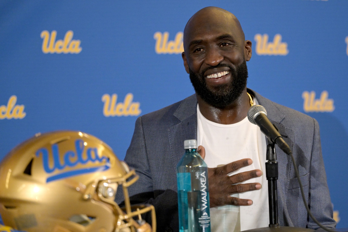 DeShaun Foster, UCLA: Meet The 2024 New College Football Head Coaches ...