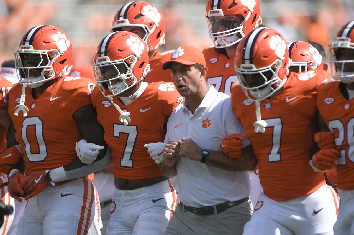 Clemson vs. SMU: Expert Picks, Predictions & Betting Odds for the ACC ...