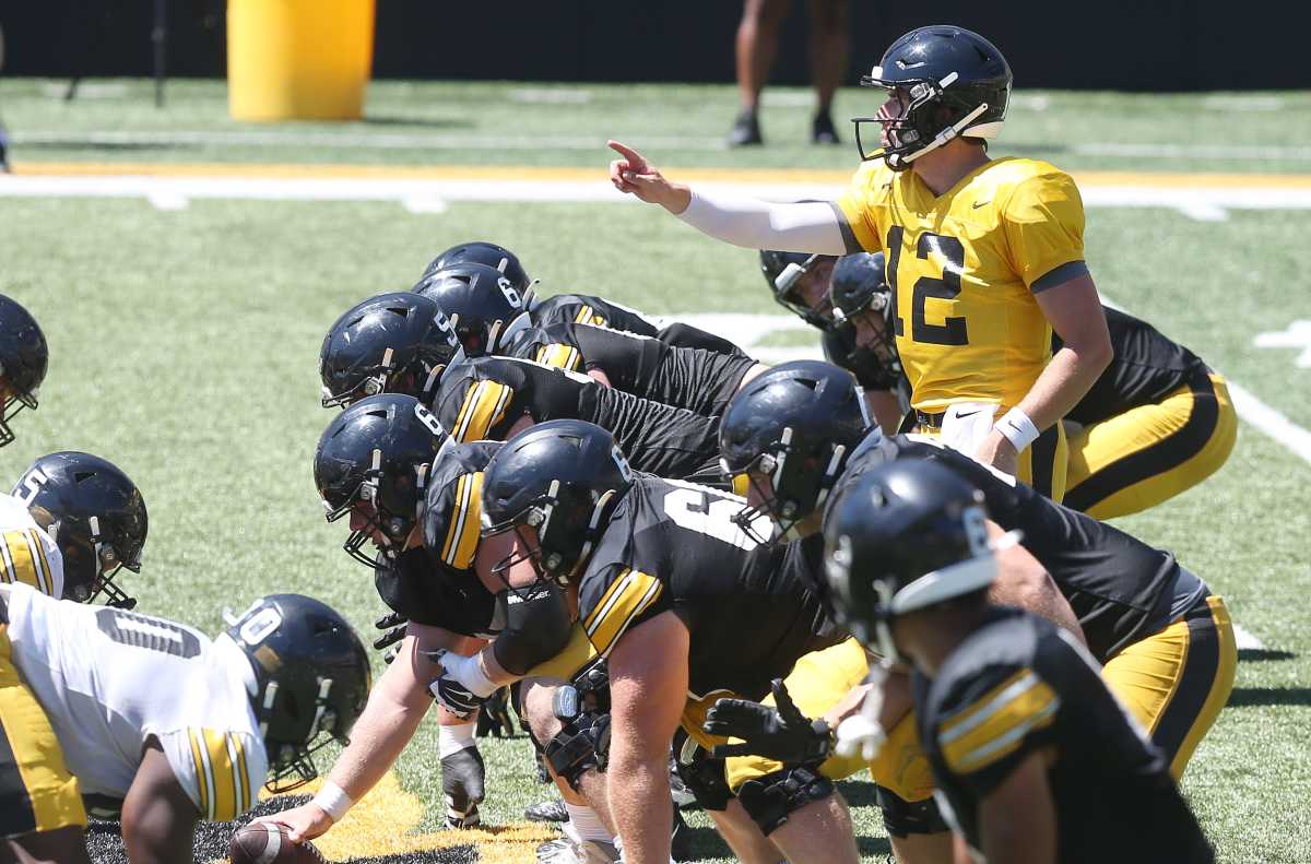 Iowa vs Utah State Prediction Game Preview - College Football News ...