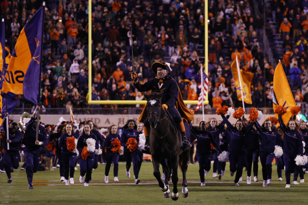 Tennessee vs Virginia Experts Picks, Predictions, Week 1 - College ...