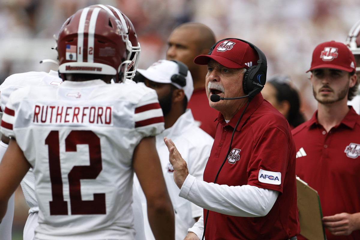 UMass Football Schedule 2024 - College Football News | College Football ...