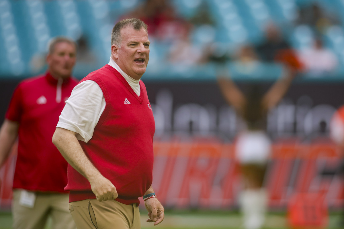 Akron vs Miami University Prediction Game Preview - College Football ...