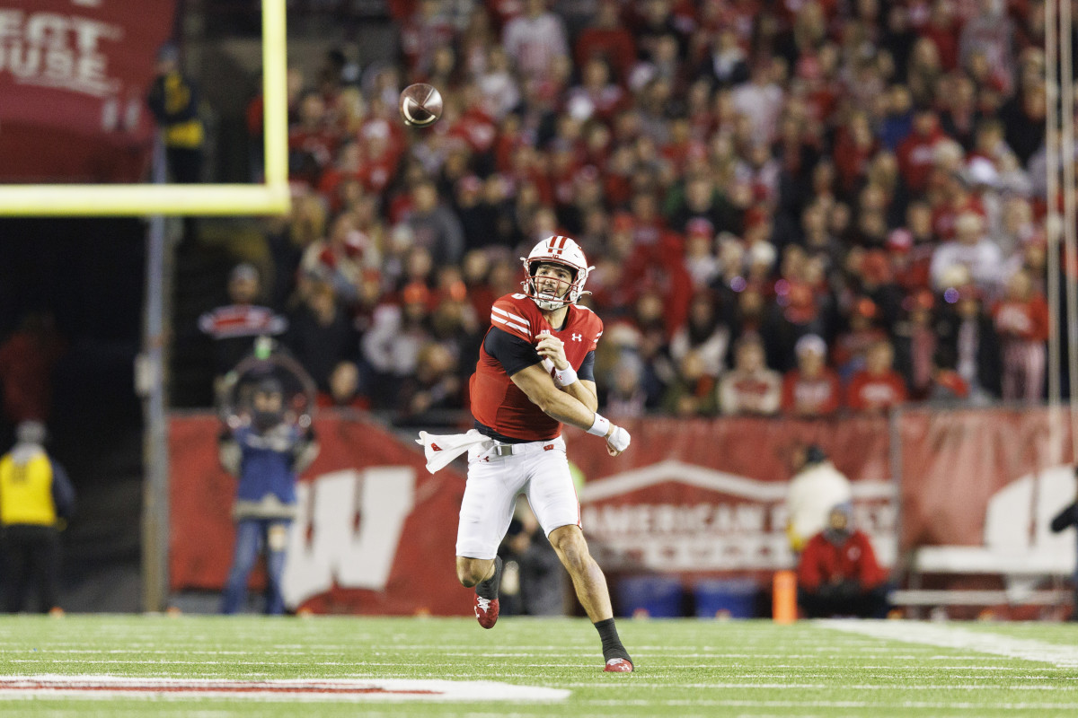College Football News Rankings Week 13, 51 to 75: Wisconsin, James ...