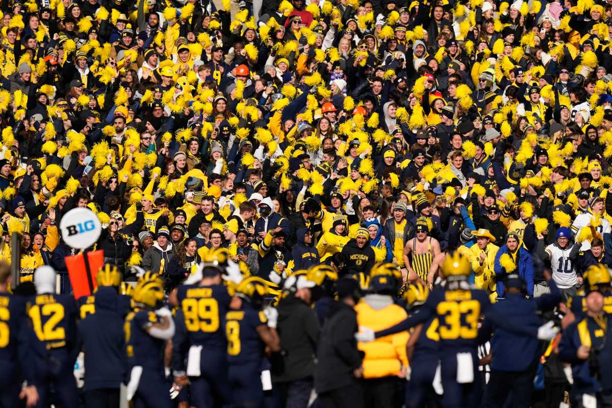 Michigan vs Iowa Big Ten Championship Prediction, Preview, Odds, How To ...