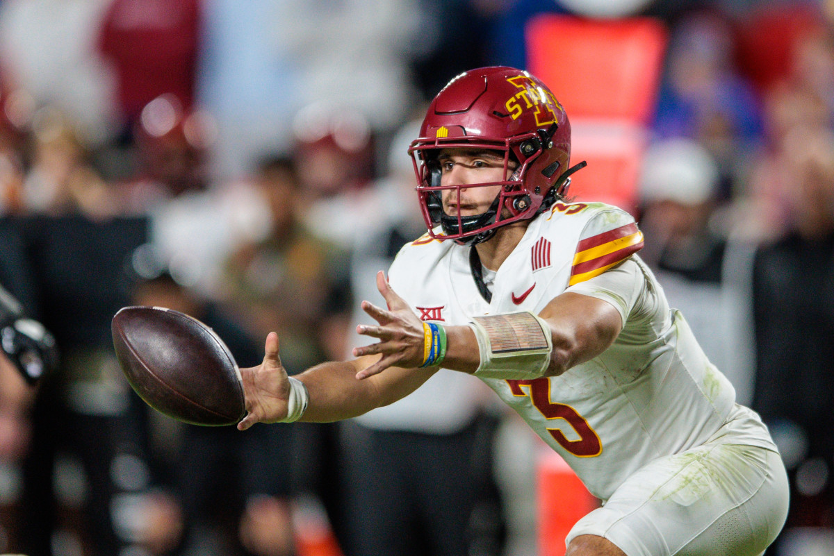 Cincinnati vs Iowa State Prediction, Game Preview, and Betting Lines - College Football News ...