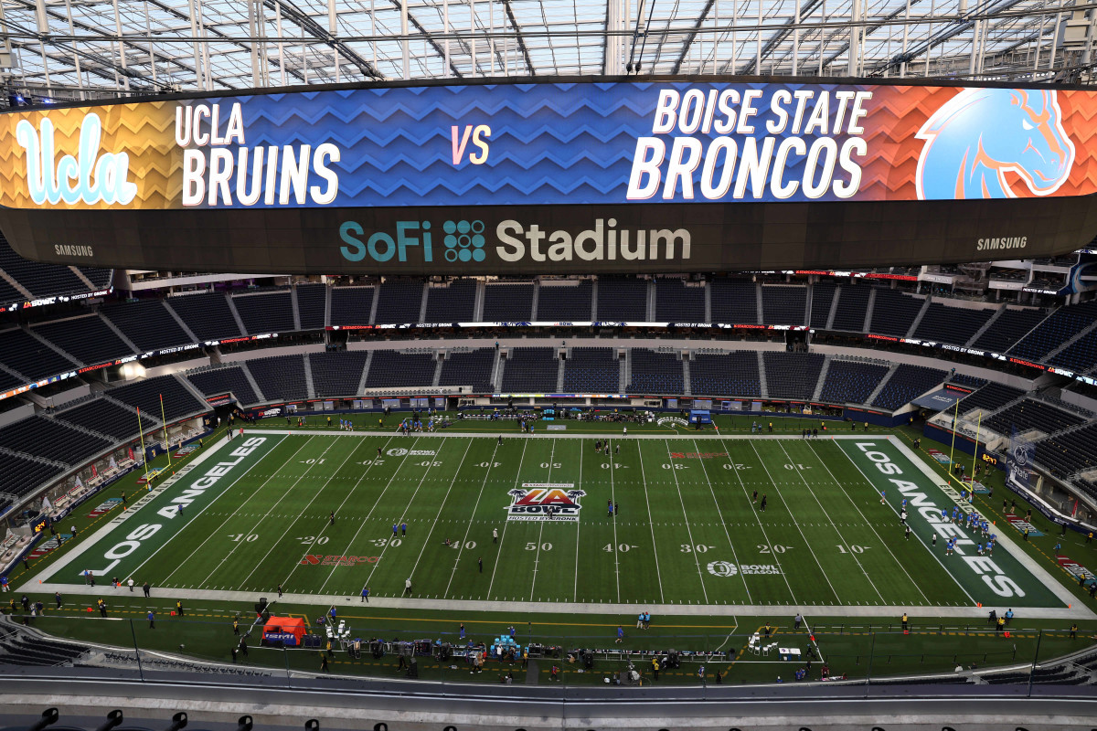 Art of Sport LA Bowl History and MVPs - College Football News | College ...