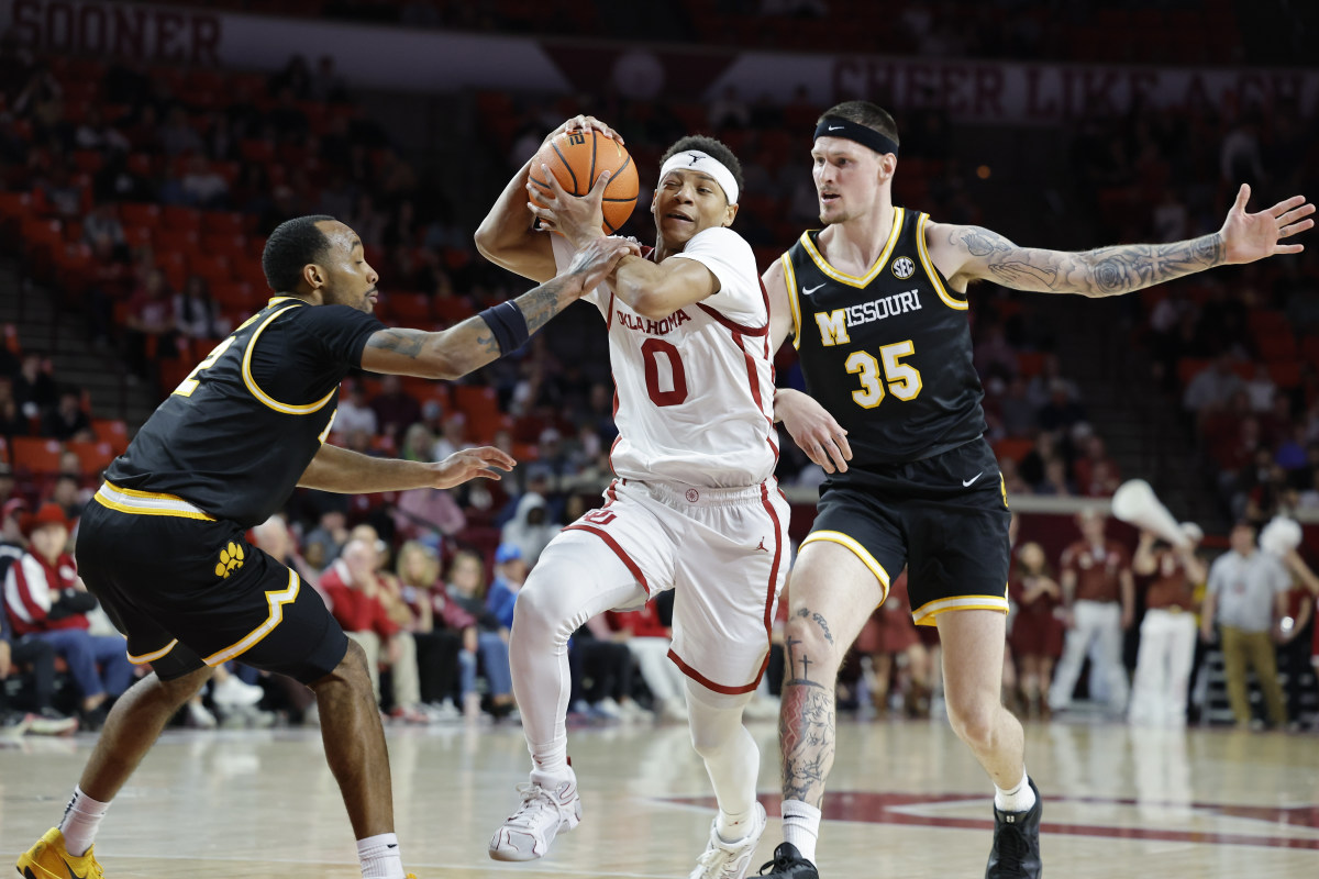 NCAA Tournament Bracket Projection: Who’s In, Who’s Out? Arkansas and ...