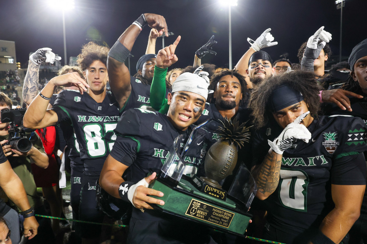 Hawaii Did WHAT to Beat Cal? 5 Takeaways From the Hawaii Bowl - College ...